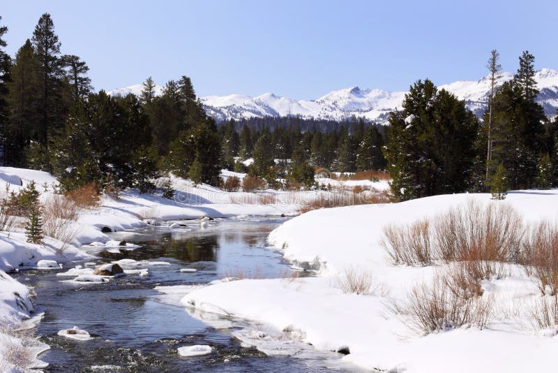 1,700+ Winter mountain scene Free Stock Photos - StockFreeImages