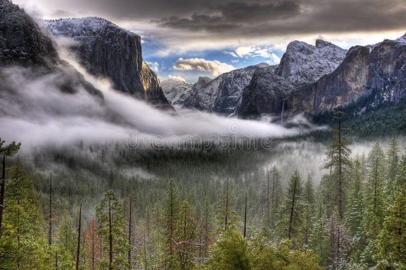 Winter Sunrise on Yosemite Valley Stock Image - Image of valley ...