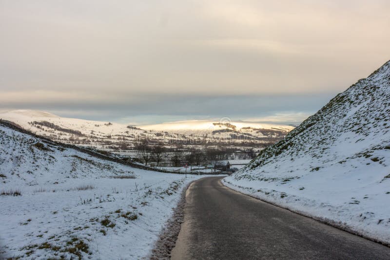 Winter View of Snow Covered Winnats Pass. Peak District, UK Stock Image ...
