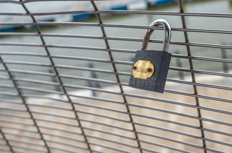 Wire Mesh Fence with Lock Padlock Stock Photo - Image of chain ...