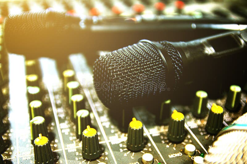 The Microphone in the Control Room Audio System of Organizations and ...