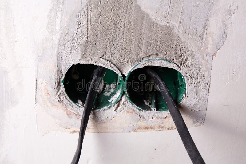 Wiring Installation Electrical Outlets Residential Renovation Project ...