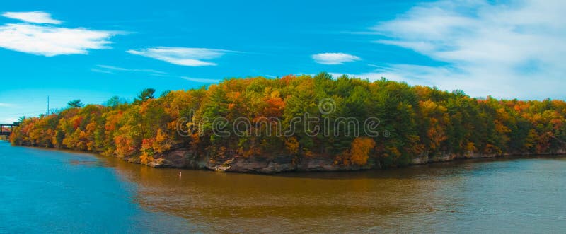 Wisconsin Dells stock photo. Image of orange, green, cambrian - 3434514