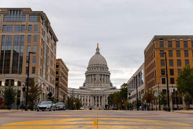 The Wisconsin State Capitol Building Editorial Photography - Image of ...