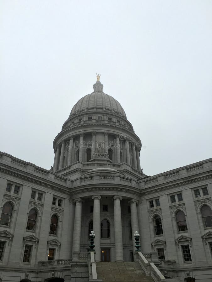 Wisconsin Capitol Dome stock image. Image of capitol - 29279809