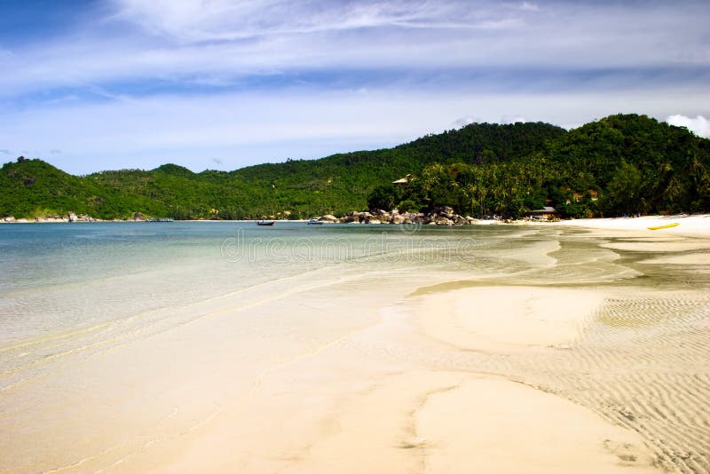 Wit zand tropisch strand stock foto. Image of eiland, vlucht - 9002468