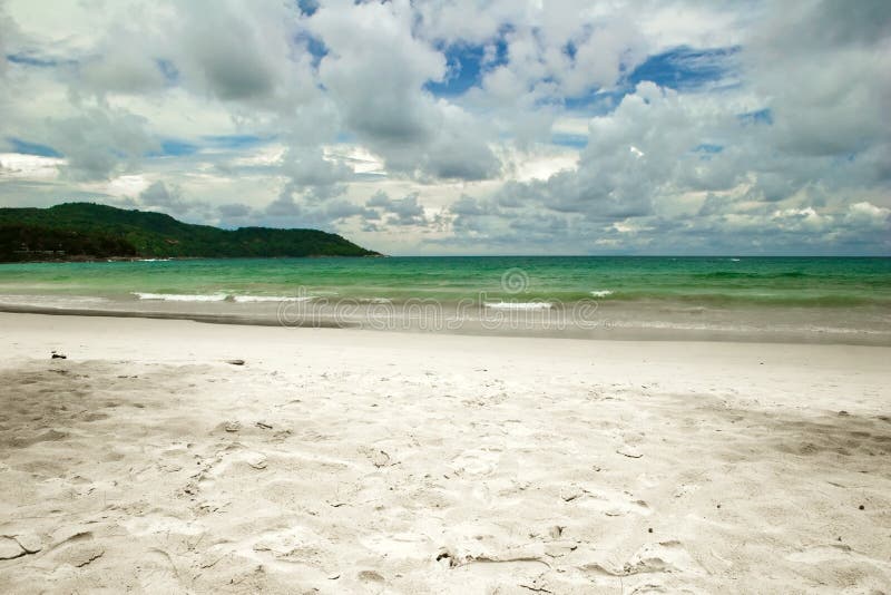 Wit zand tropisch strand stock foto. Image of aquamarijn - 9543434