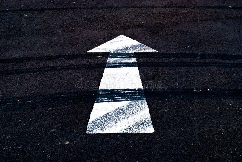 Witte pijl stock foto. Image of samenvatting, lijn, rots - 29877588