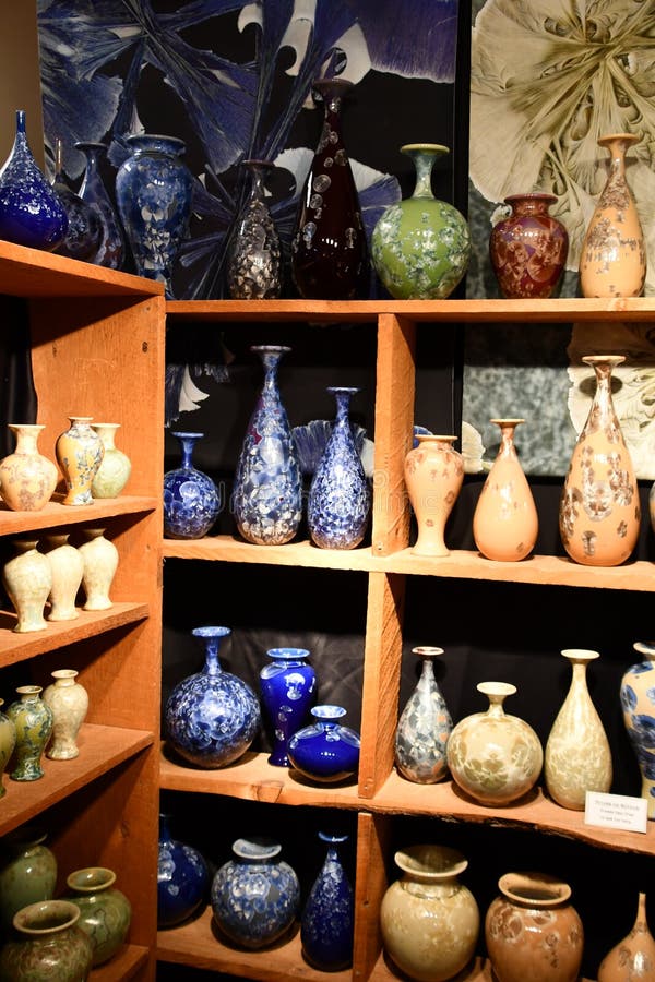 The Wizard of Clay Pottery in Bloomfield, New York Editorial Stock ...