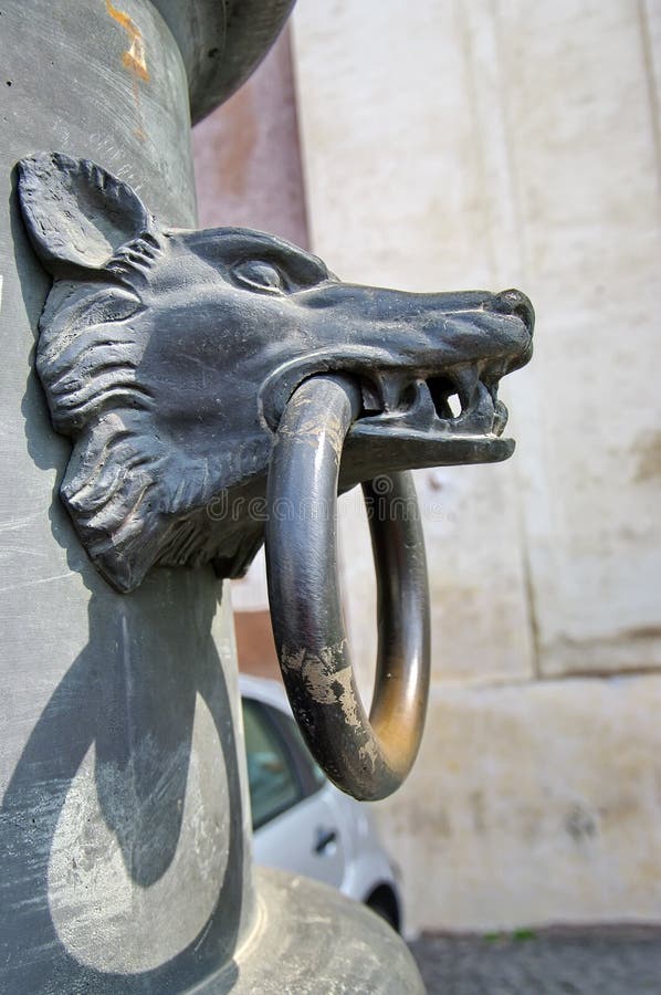 Gargoyle Wolf stock image. Image of wolf, gislebert, cathedral - 36239789