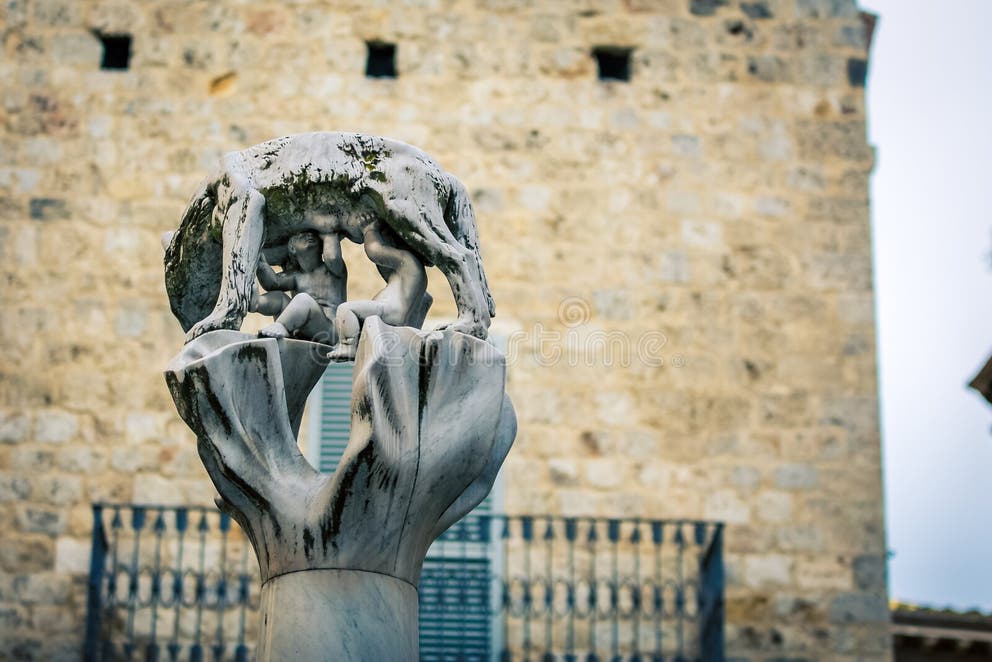 Romulus and Remus Statue Siena Stock Image - Image of romulus, symbol ...