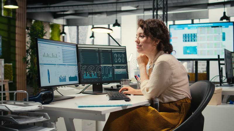 Align Forecast Stock Illustrations – 13 Align Forecast Stock ...