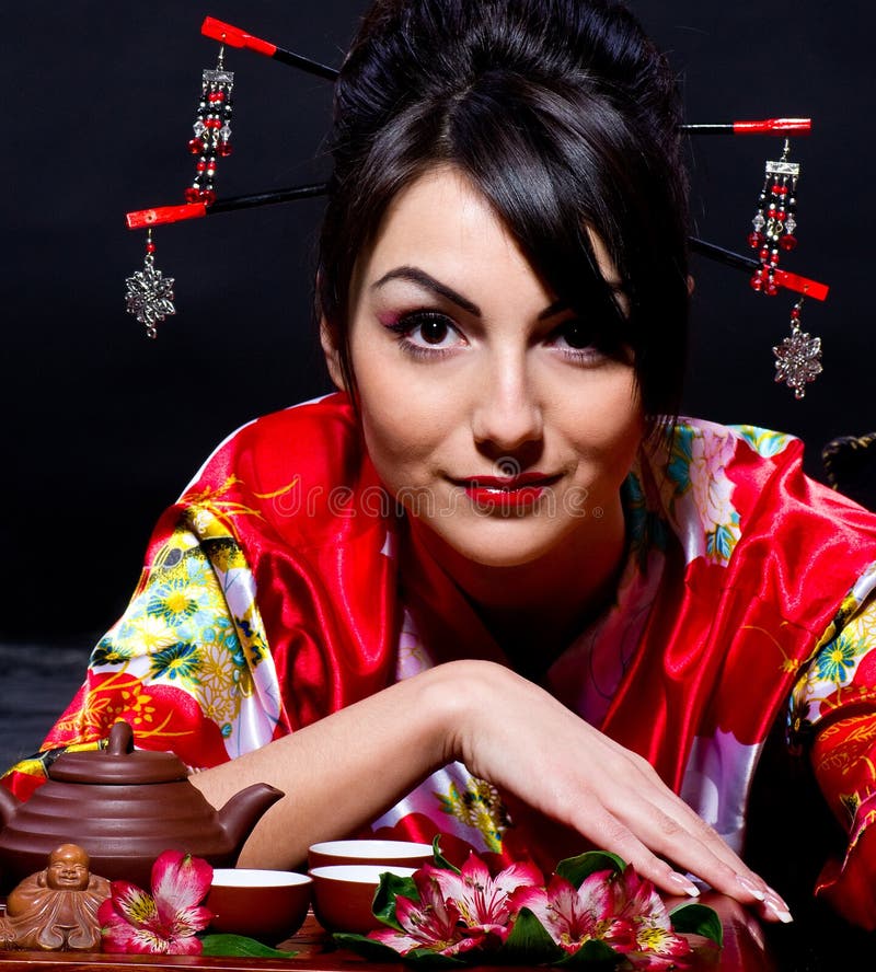 Woman Arranging Japanese Tea Ceremony Stock Image - Image of makeup ...