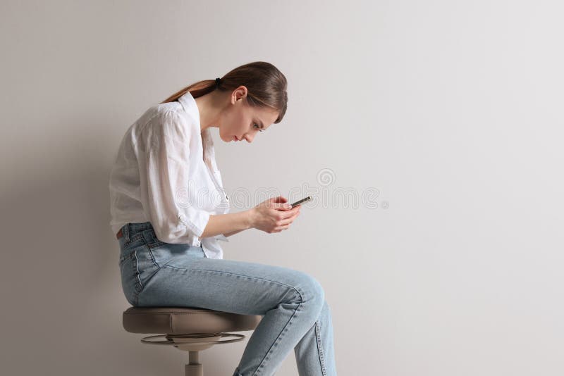 152 Smartphone Bad Posture Stock Photos - Free & Royalty-Free Stock ...