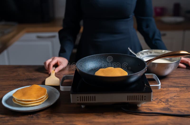 Woman Chef Cooking Pancakes Stock Image - Image of homemade, cooked ...