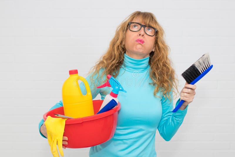 2,406 Angry Woman Cleaning Stock Photos - Free & Royalty-Free Stock ...