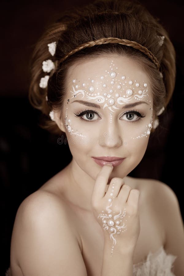Woman with Creative Make-up of Pearls Stock Photo - Image of elegance ...