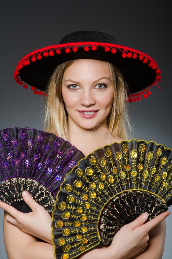 Woman dancing with fans stock image. Image of clothing - 45692371