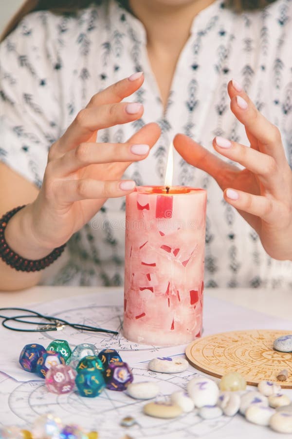 Woman Fortune Teller Telling by Candlelight. Light Fortune Teller Stock ...