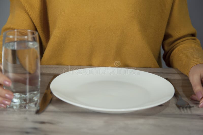 Woman hand glass of water stock photo. Image of thirsty - 181393126