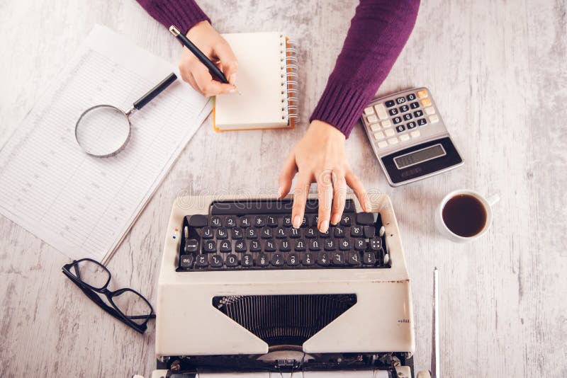 Woman Hand Notepad and Typewriter Stock Photo - Image of flatlay, type ...