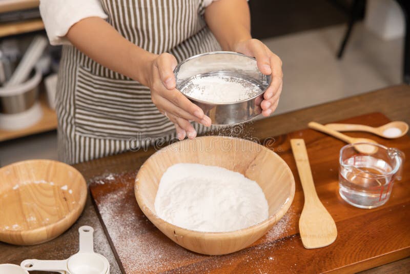 Woman Hand Sifting Bread Flour Process Kneading Dough Stock Photos ...