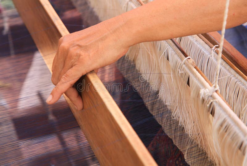 Woman Hand Weaving Pattern on Loom Stock Image - Image of weave, hand ...