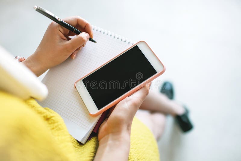 Woman Hands with Smartphone and Notes Stock Image - Image of smartphone ...