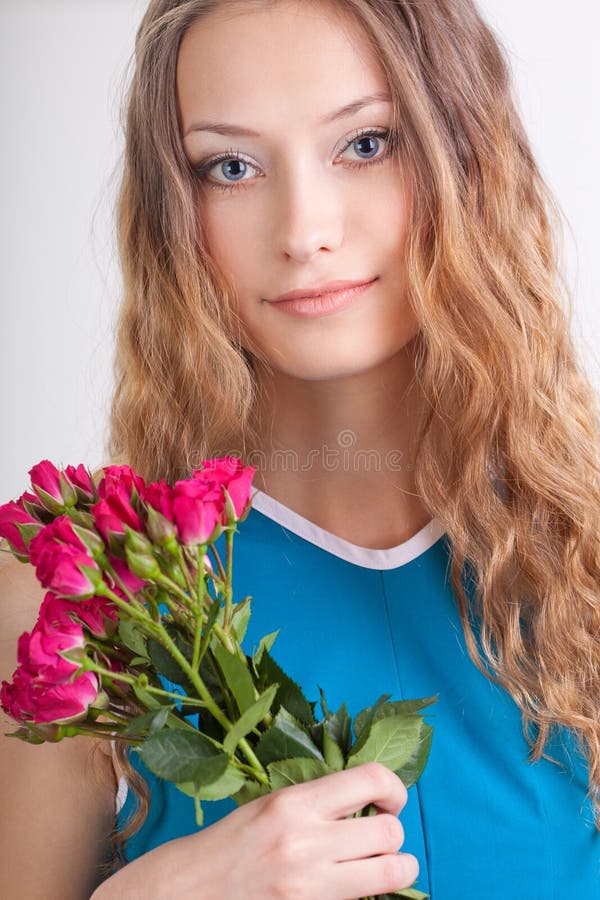 Woman Holding Bouquet of Roses Stock Image - Image of glamour, brunette ...