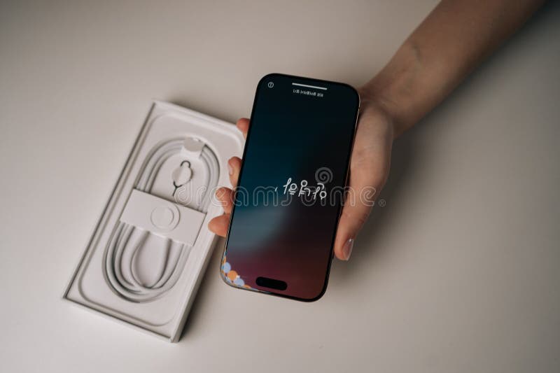 327 Iphone 16 Pro Screen Flickering White Stock Photos - Free & Royalty ...