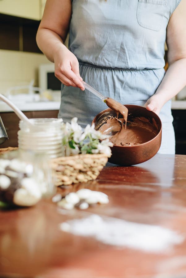 Woman at home baking cake stock image. Image of ingredients - 92251795