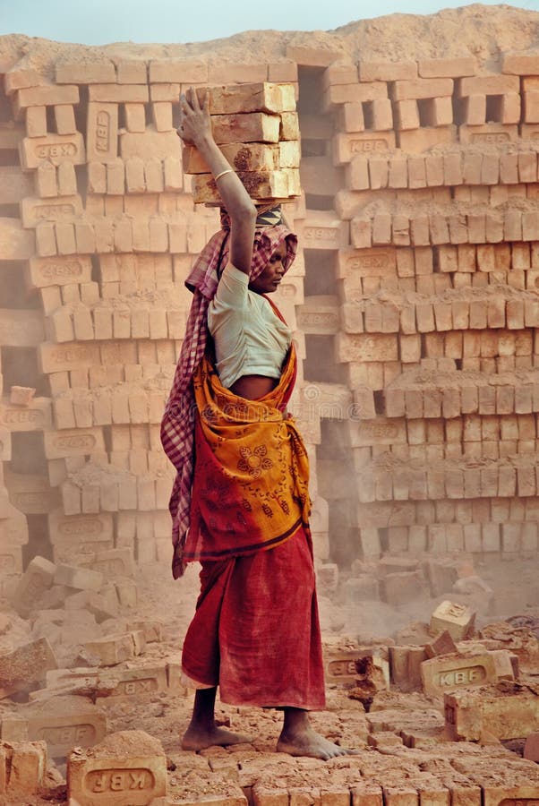 Woman Labour in Indian Brick-field Editorial Stock Image - Image of ...