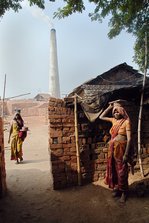 Woman Labour in Indian Brick-field Editorial Image - Image of outdoor ...