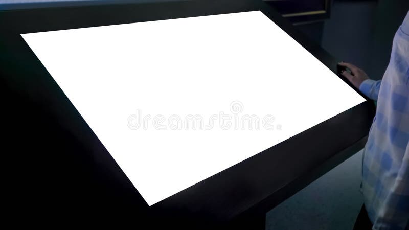 Horizontal Blank White Display of Electronic Kiosk - White Screen ...