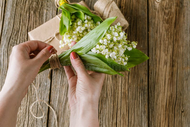 Woman Making Bouquet of Spring Flowers Stock Image - Image of flower ...