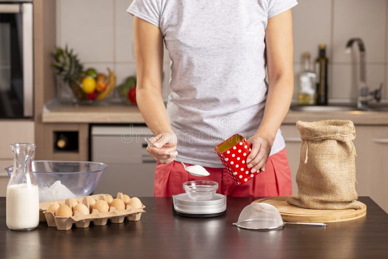 Weighing sugar on scale. stock photo. Image of white - 16504984 Weighing sugar on scale. stock photo. Image of white - 16504984