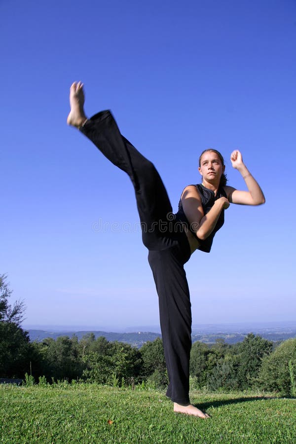 Woman Practicing Self Defense Stock Image - Image of split, female: 3204765