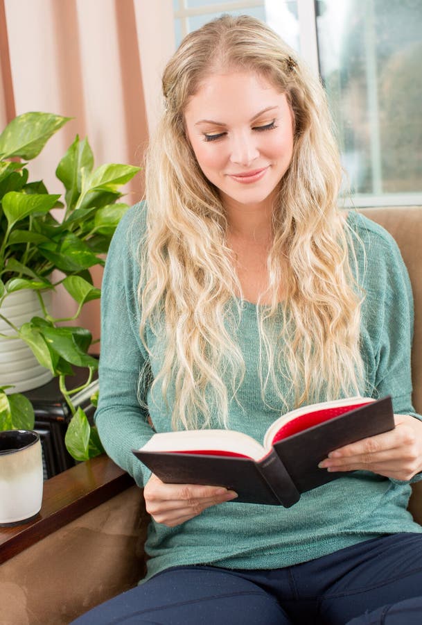 Woman reading book stock image. Image of feminine, calm - 59692433
