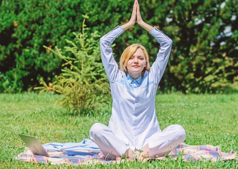 Every Day Meditation. Reasons You Should Meditate Every Day. Clear Your ... Every Day Meditation. Reasons You Should Meditate Every Day. Clear Your ...