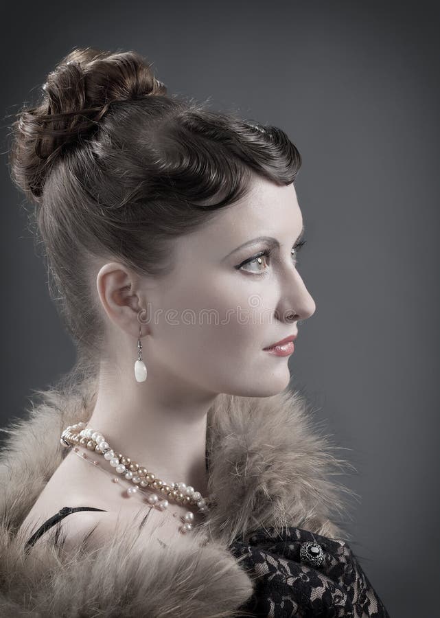 180+ Woman retro revival portrait Free Stock Photos - StockFreeImages