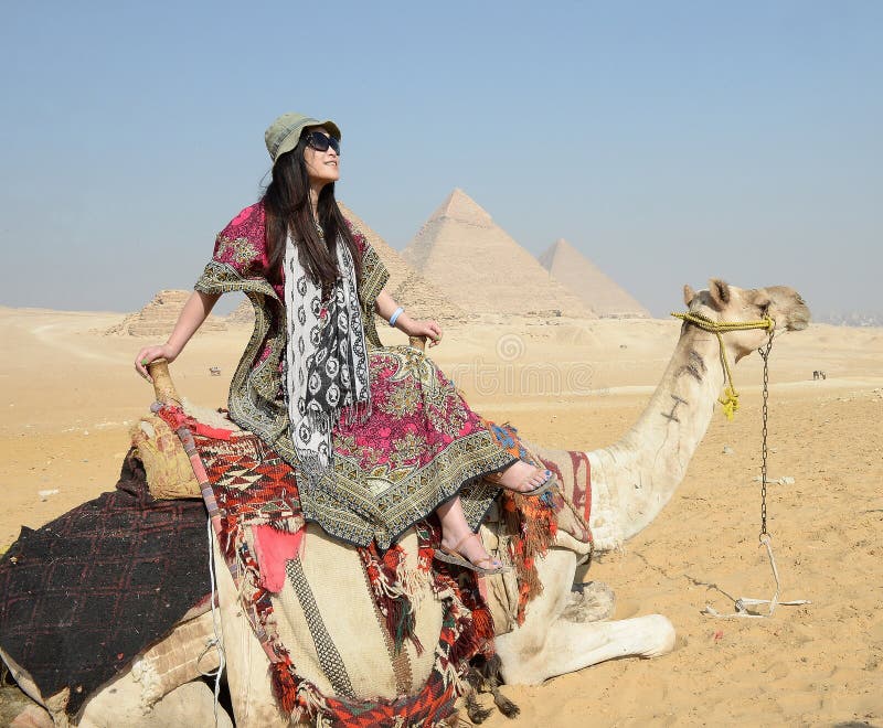 34+ Camel woman Free Stock Photos - StockFreeImages