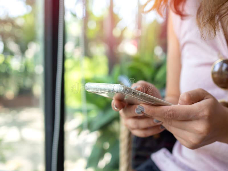 Woman`s Hand Using Smartphone Stock Image - Image of outside, holding ...