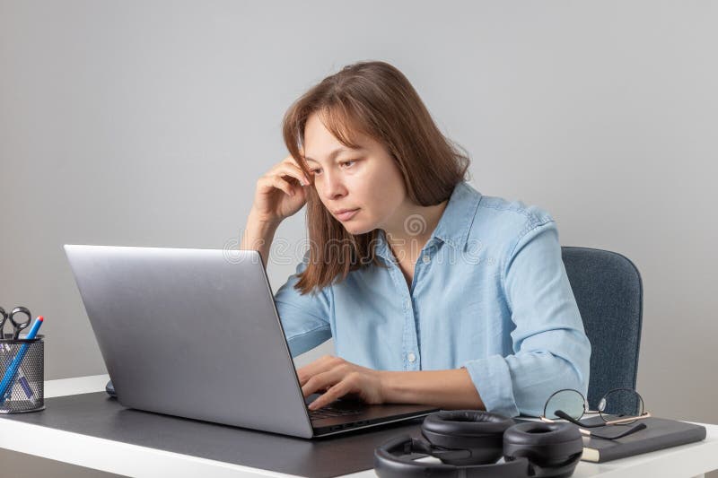 Woman Typing Keyboard Using Laptop Looking Pc Screen Remote Hardworking ...