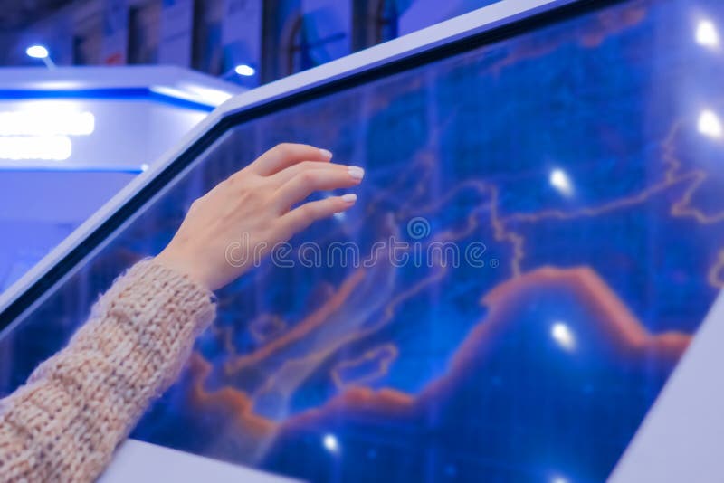 358 Woman Using Interactive Touchscreen Display Technology Exhibition ...