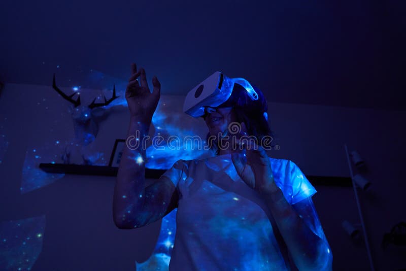 117 Nasa Vr Headset Stock Photos - Free & Royalty-Free Stock Photos ...