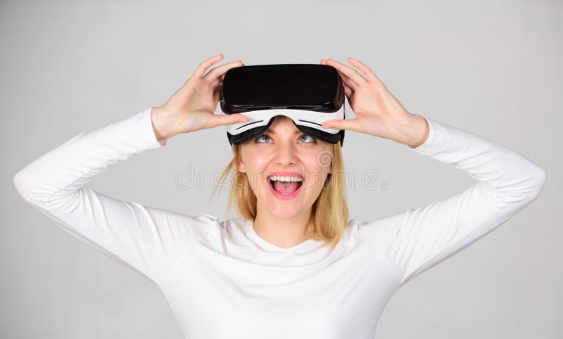 Woman with Virtual Reality Headset. Beautiful Woman Wearing Virtual ...