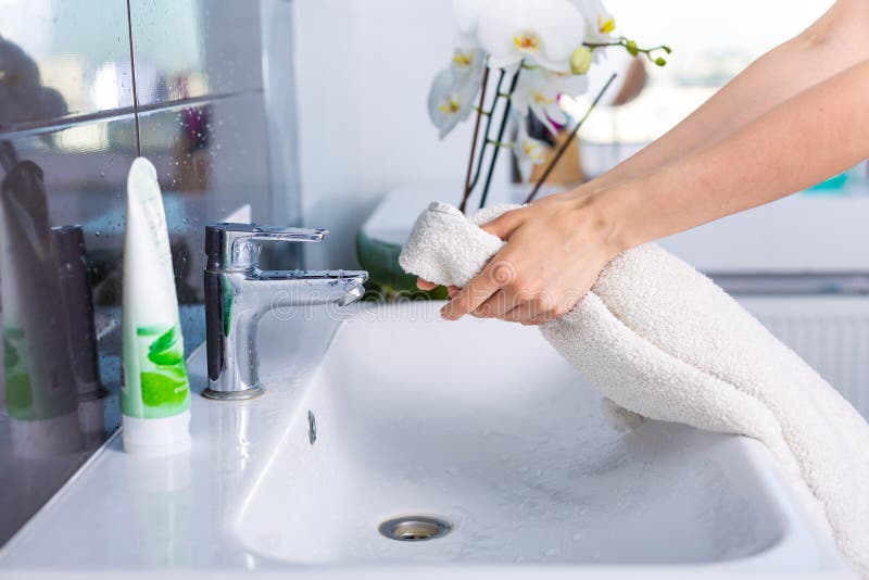 Woman Washing Up in the Morning Stock Image - Image of hygiene, indoors ...