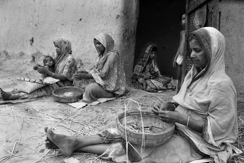 Women beedi worker editorial image. Image of situation - 13778365