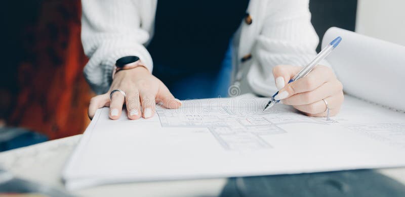 Women Foreman Architect Check Work of Construction Worker with Drawing ...