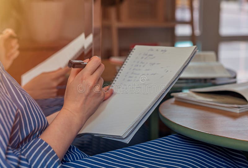 Women Hands Closeup with Pen and Planner, Planning Day, Taking Notes ...